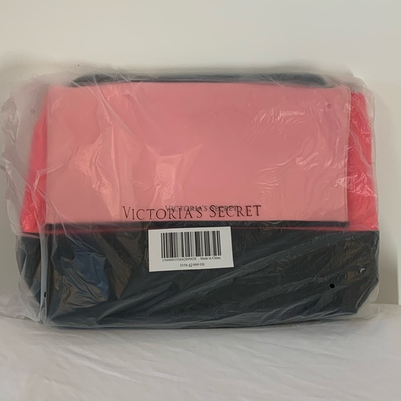 Victoria's Secret | Bags | Brand New Victorias Secret Insulated Beach ...